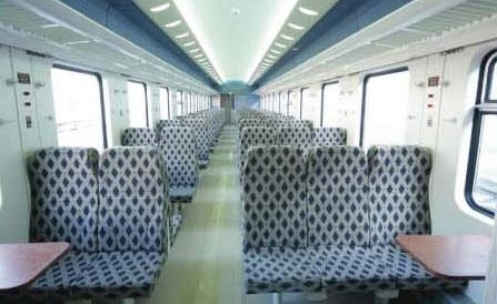 Hard Seats on Tibet Trains_tibettour